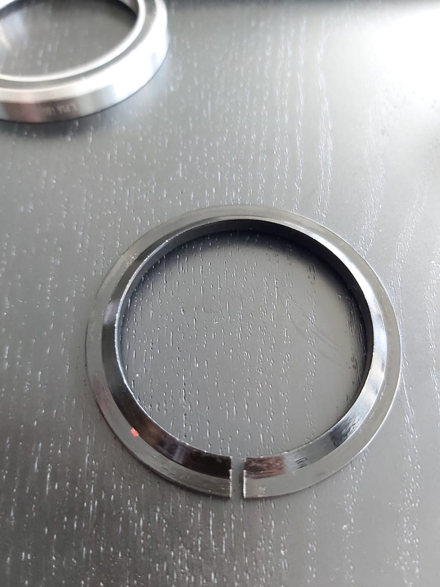 VENTUM - NS1 Di2 Compression Ring Black – Ventum Middle East